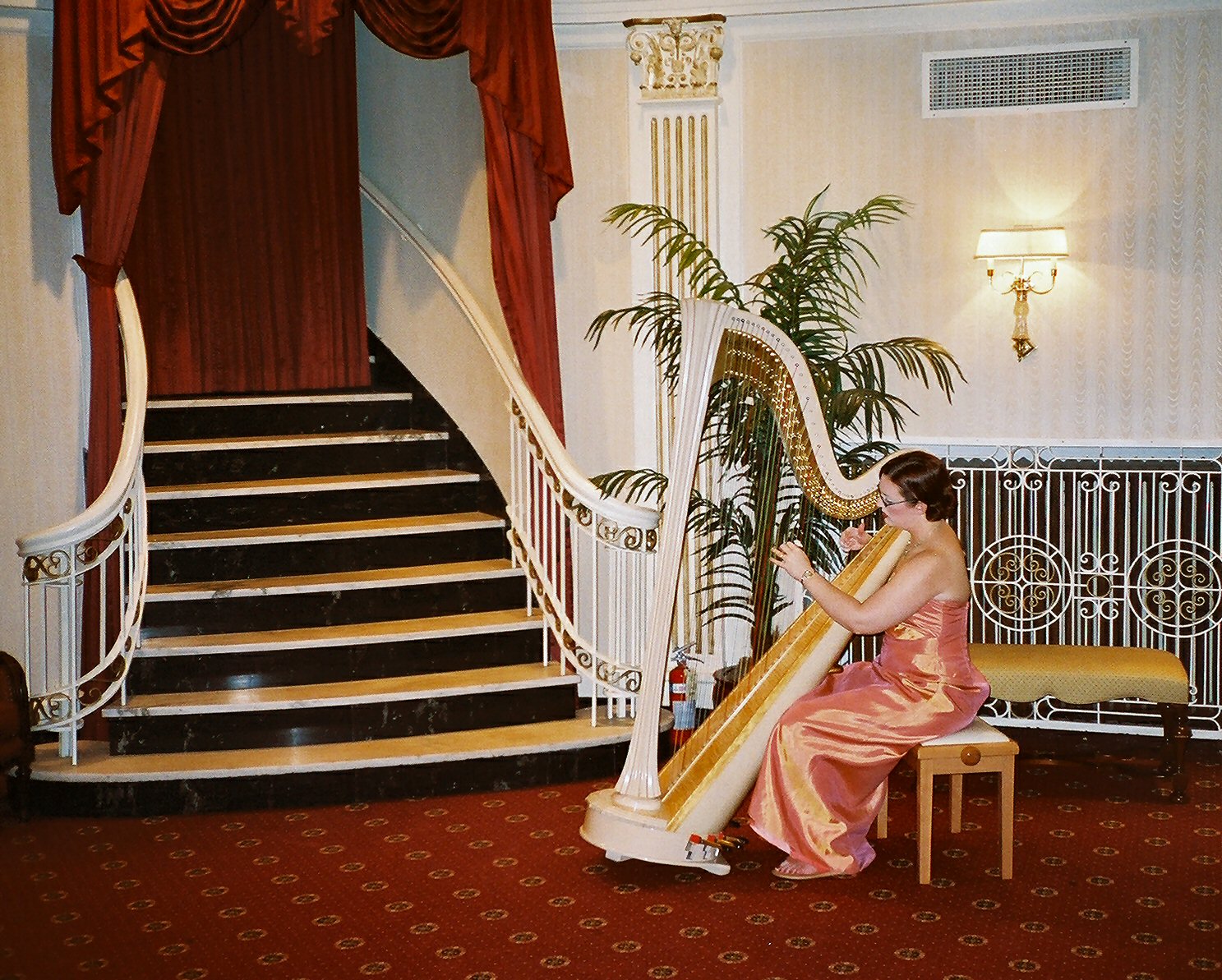 Astor Hotel - The Classic Harpist