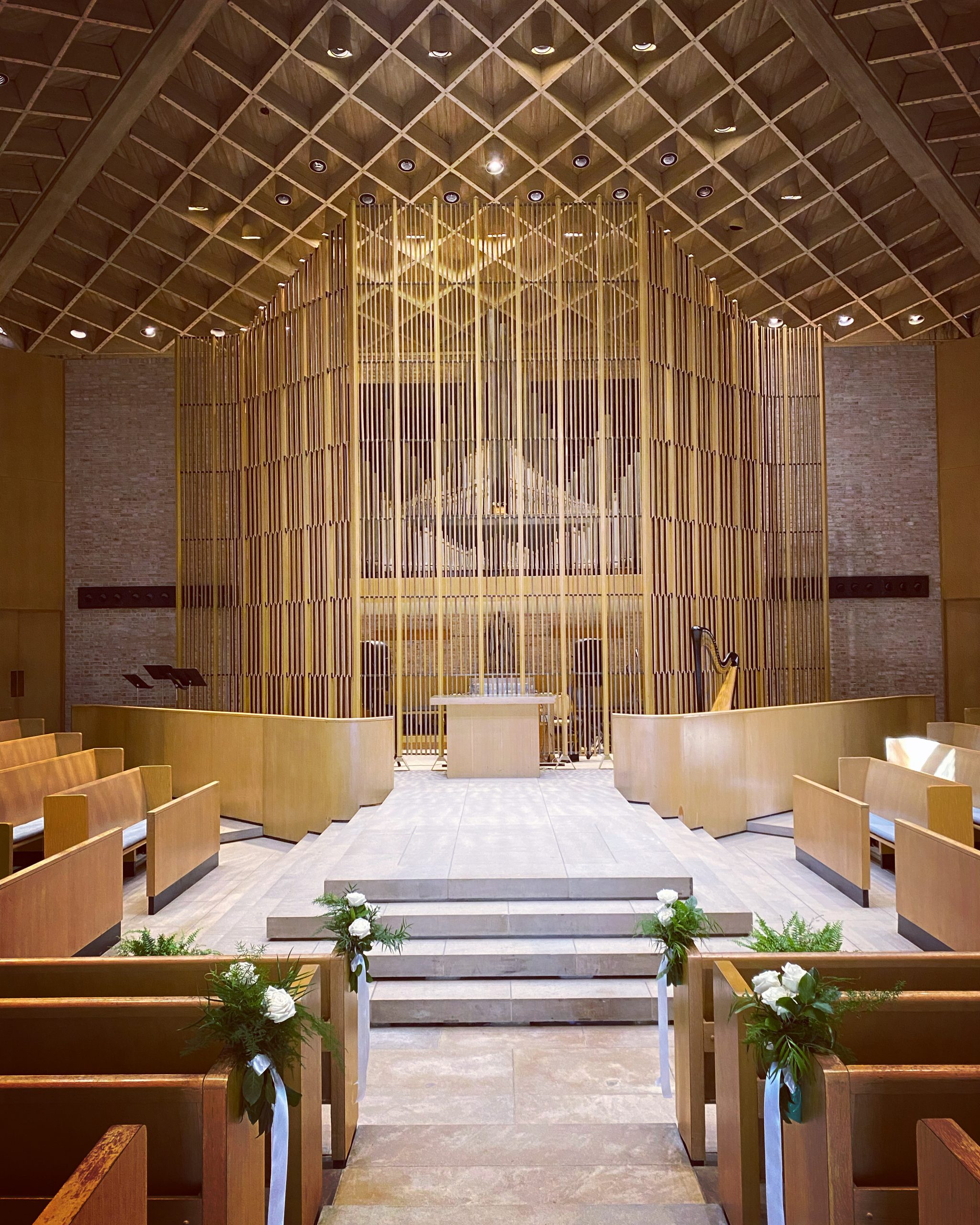 Harpist in Estherville, Iowa - The Classic Harpist